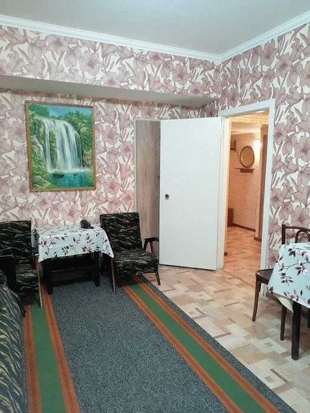 Сдаем квартиру на Ц-4. 1-ком квартира.3-этаж (А1703А)
