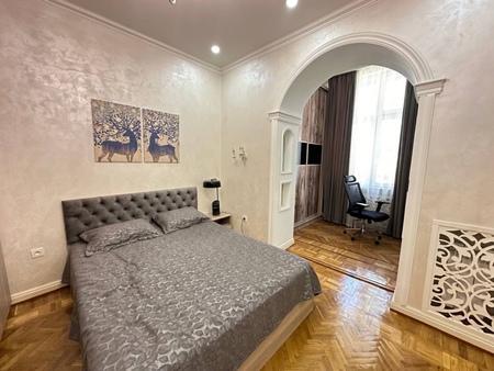 Продам квартиру 3/3/4/85м2 Улица Шота Руставели Ор парк бабура