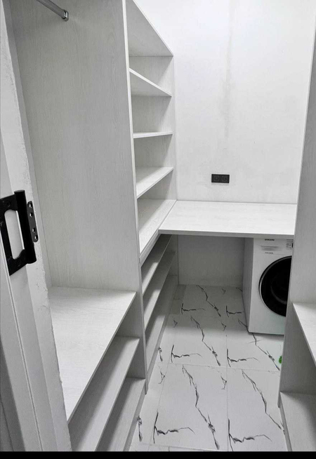 Uy sotiladi 3- xonaliy Mirobot tumani  Turon sanatoriya