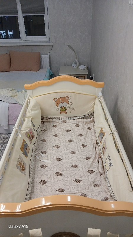 Детский манеш  сотилади.