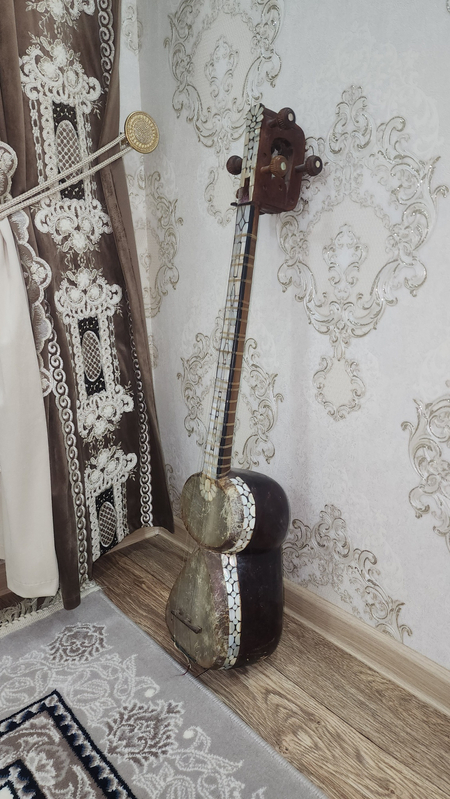 Рубоб Тор сотилади