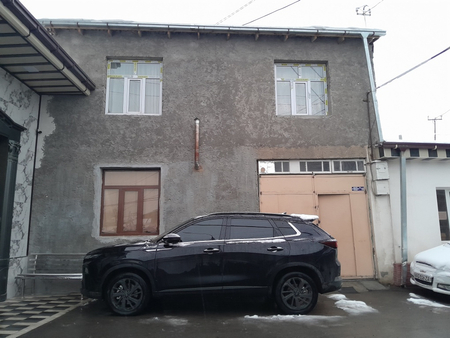 2 этажный домик вмцентре города