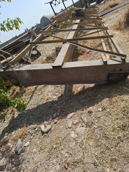 Kran balka sotiladi, holati yaxshi.