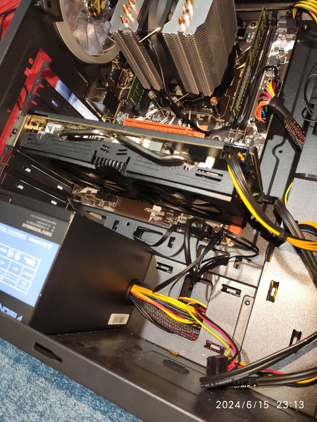 Продается сервер xeon новый