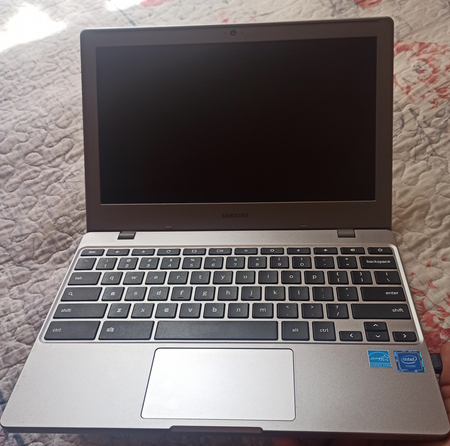 Samsung netbuk. Chrome.