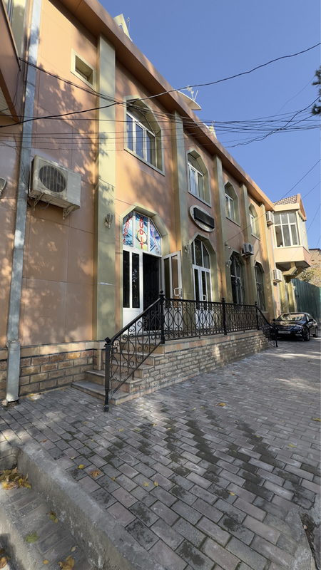 Ofis arendaga beriladi