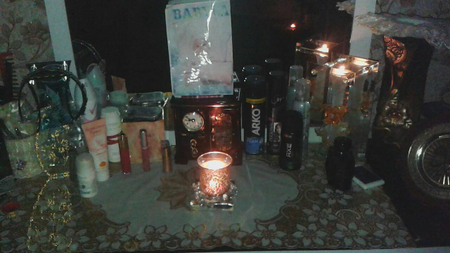 Spalniy mebel sotiladi