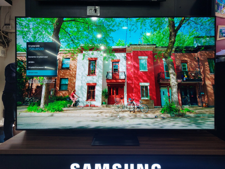 Телевизор Samsung UE-75BU8500 75