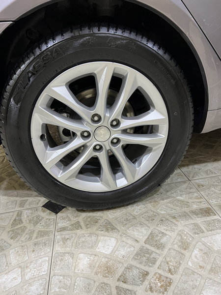 Hyundai sonata. 2008 год