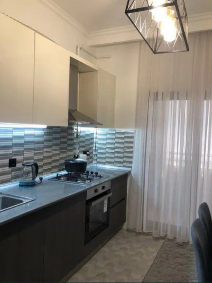 Саракулька 1*2/2/4 кирпич  общ пл 35м балкон 1,5*6