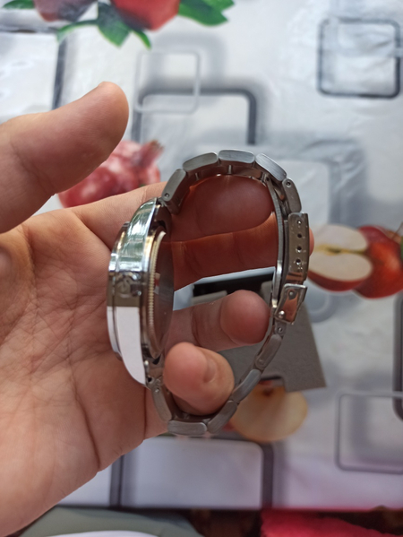 Qo\\\'l soat Rolex Remishokda