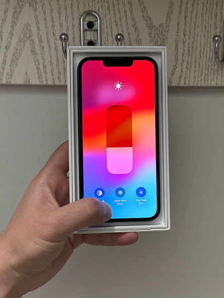 iPhone 13 black karobka dakument