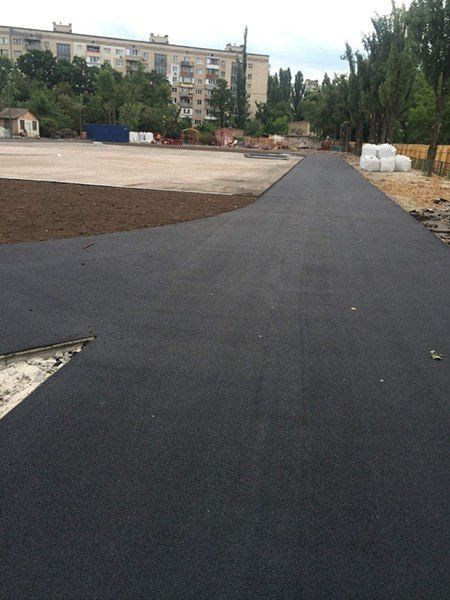 Asfalt bardiyor va latok ishlarini amalga oshiramiz