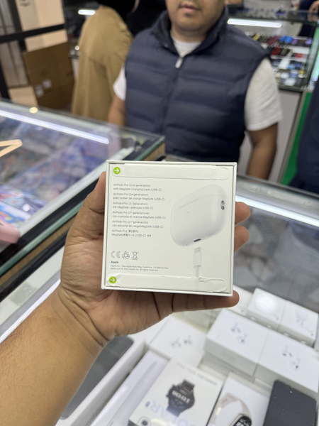 Airpods pro 2 typc orginal 100% 1 yil garantiya