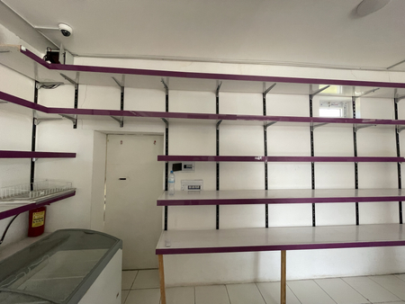 Продается прилавки для магазина