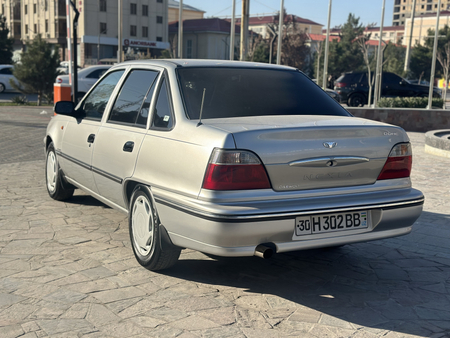 Nexia 2    1,6 mator