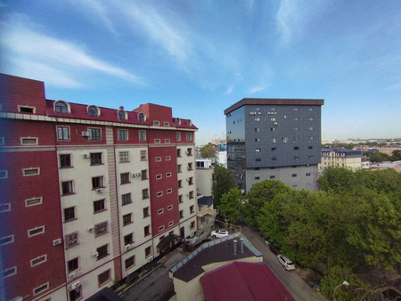 Паркентский Эвос УзГазОил 4-комн-дуплекс 7/7 158 м²+балкон коробка