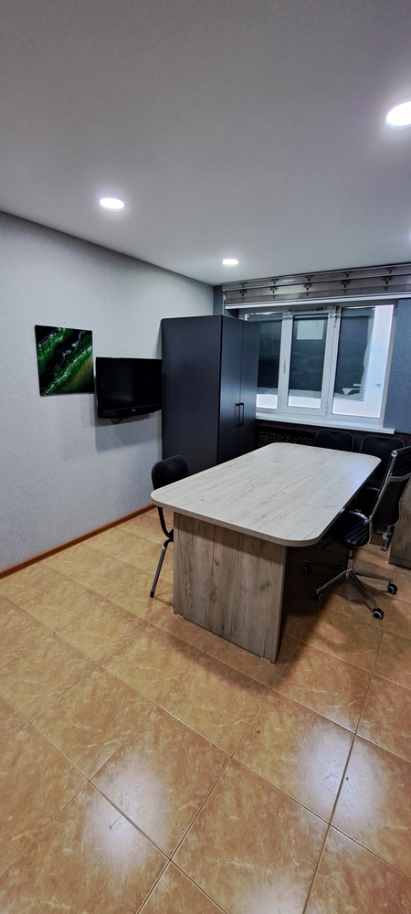 Arendaga ofis la bor