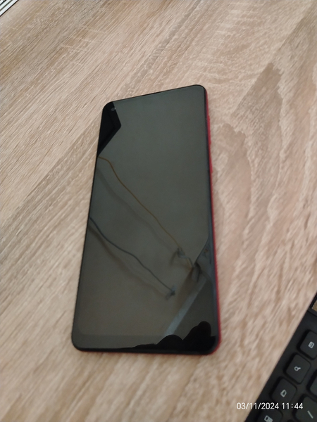 Samsung a21s srochno sotiladi