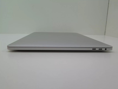 MacBook Pro 15.4 inch 16/512 Gb  I7