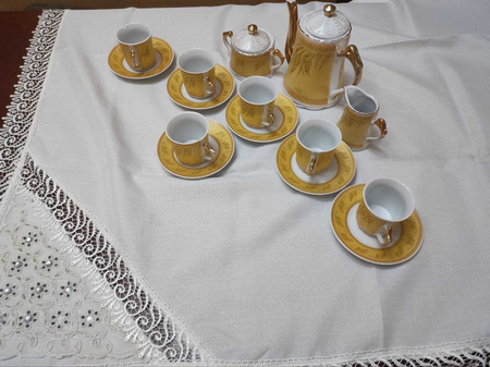 Шикарный фарфоровый сервиз \\\