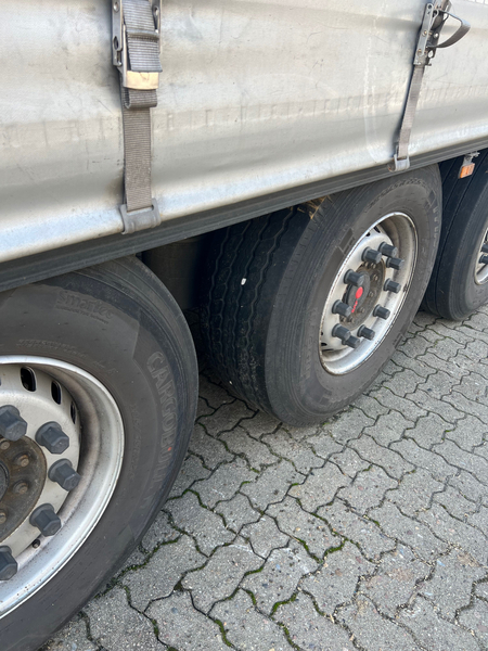 Schmitz Cargobull DAF, Volvo,, Mercedes , Scania tortadi