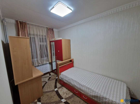 Сдаётся в квартира в Яккасарайском р-не ул. Аския   (J 1084)