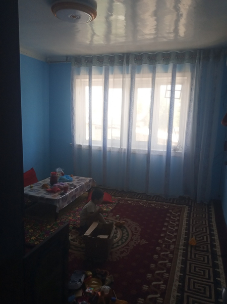 Uy sotiladi zudlik bilan pul juda zarur.