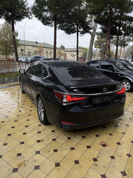 Lexus ES300H 2020