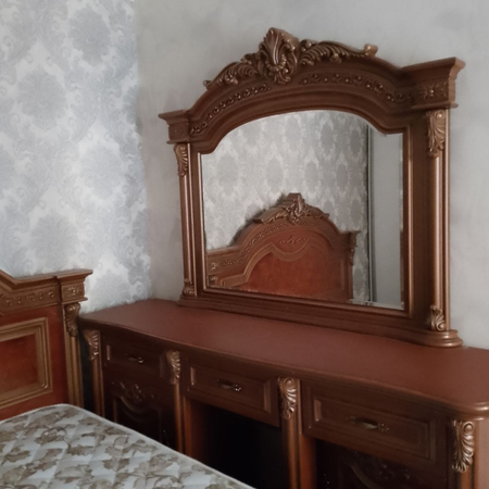 Srochni Spalniy garnitur sotiladi