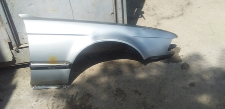 Продам кузовные детали от BMW E32