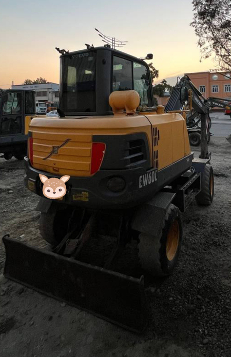Mini Ekskavatr Volvo Мини Экскаватор Волва