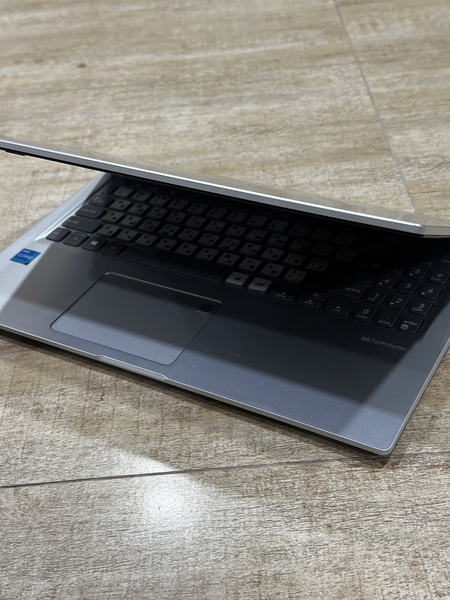Asus x515 i3-11H pokoleniya srochna