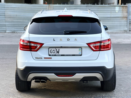 Lada Vesta SW Cross Lux/Prestige 2021 год