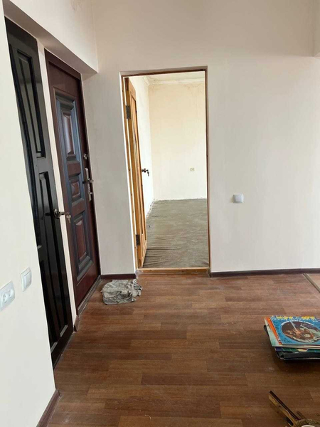 (К128313) Продается 3-х комнатная квартира в Алмазарском районе.
