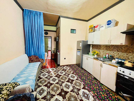 1 xonali 42m² 4-qavat uy sotiladi