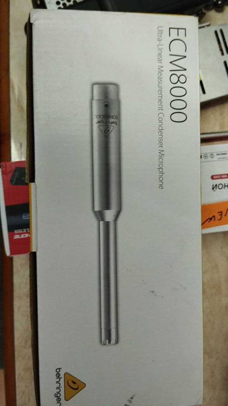 Измерителеный микрофон Behringer ECM 8000