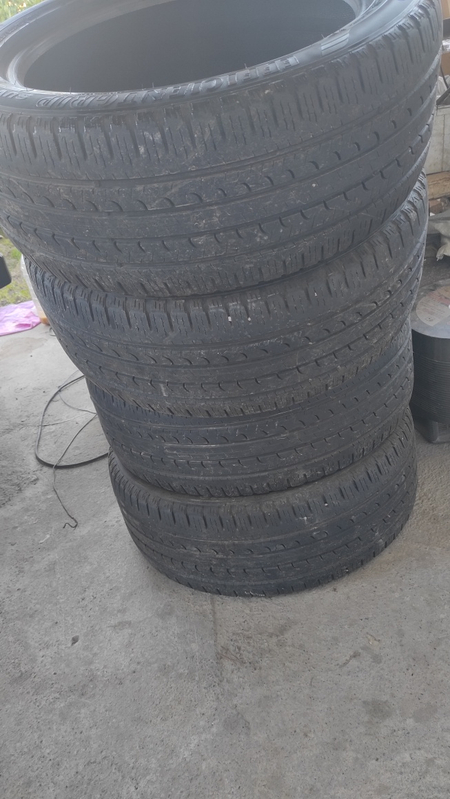 Balon 235/50R19 equionx