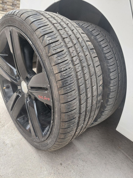 215/40 R 18 DURATURON. MOZZO sport