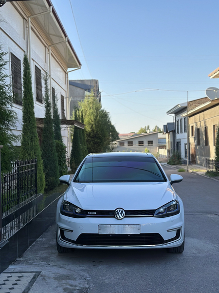 Volkswagen E-Golf