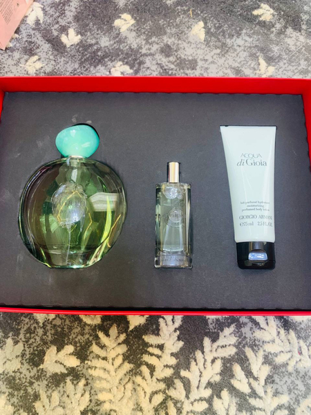Armani orginla сша