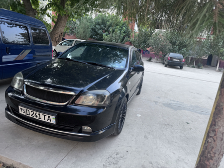 Lasetti 2010 probeg 263000 benzin-gaz aftomat karobka