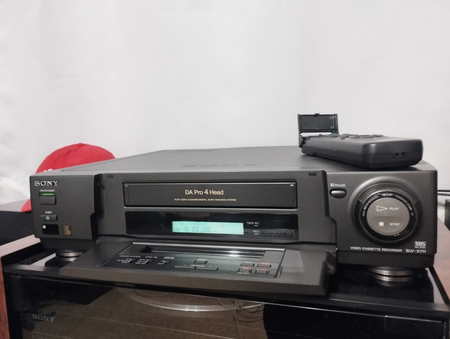 Видеомагнитофон Sony SLV-X711SG после полной профилактики.