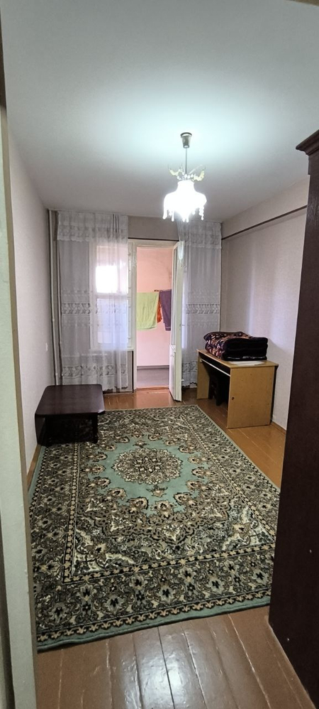Продаю 2х ком квартиру, 7.микрарайон, трехлистник