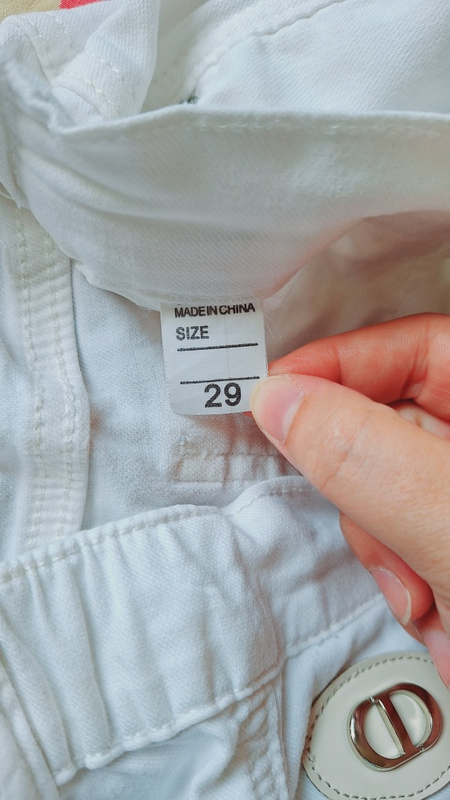 Продам джинсы летние