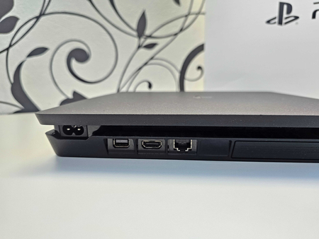 Продам PS4 Slim 1TB Игровая приставка с играми. Состояние ОТЛИЧНОЕ