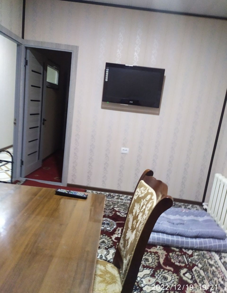 Srochno arenda oilaga \\nChilonzor Xozirobod mahallada\\nXovlini 2 xonasi