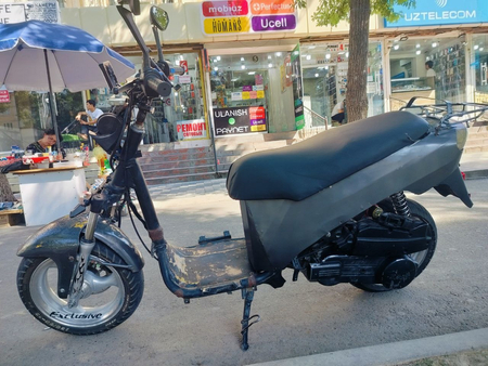 Skuter 150 kub polniy naxadu
