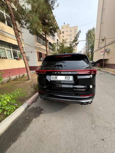 Jetour X 70 (2023/2024)