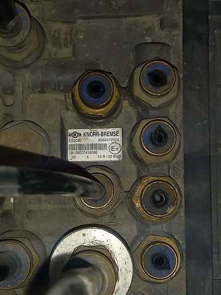 Модулятор Knorr-bremse K055372V04